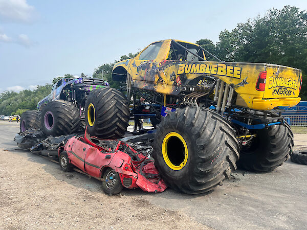 Monstertrucks | Uniadmin